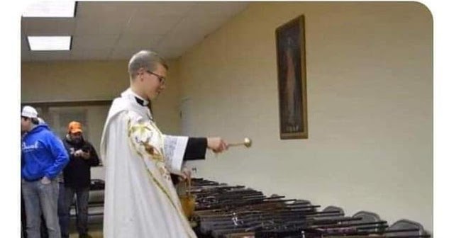 Musings of an Old Curmudgeon: ASK FATHER: A Blessing for Guns