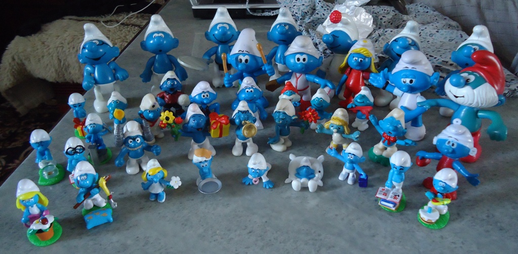 Vintage Smurf Figures: My Personal Smurf Figures Collection