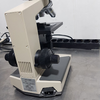 EquipmentHolic: 중고현미경/중고 생물현미경/Olympus CH-2 Microscope