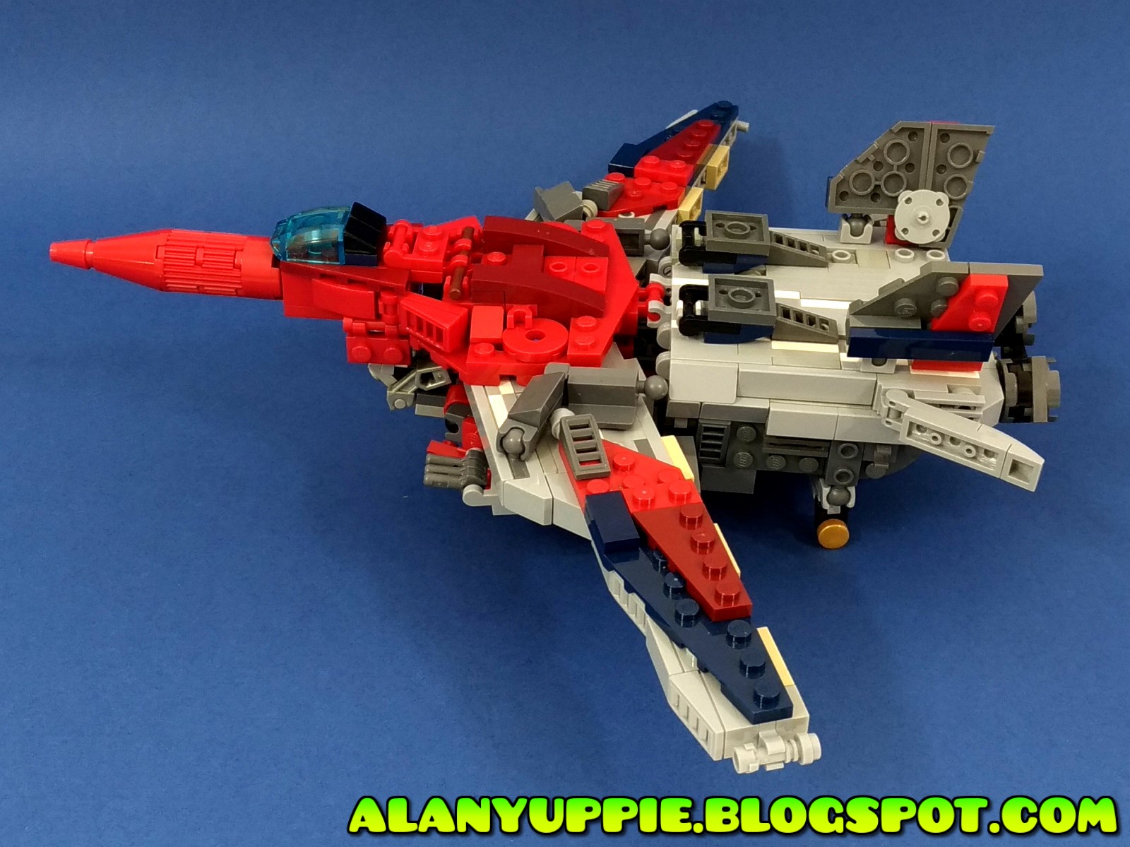 Alanyuppie's LEGO Transformers: LEGO Triple Changer Broadside v2 Part 1 ...