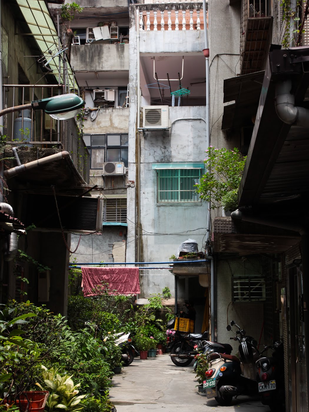 Hello Talalay: Alley Living In Taipei