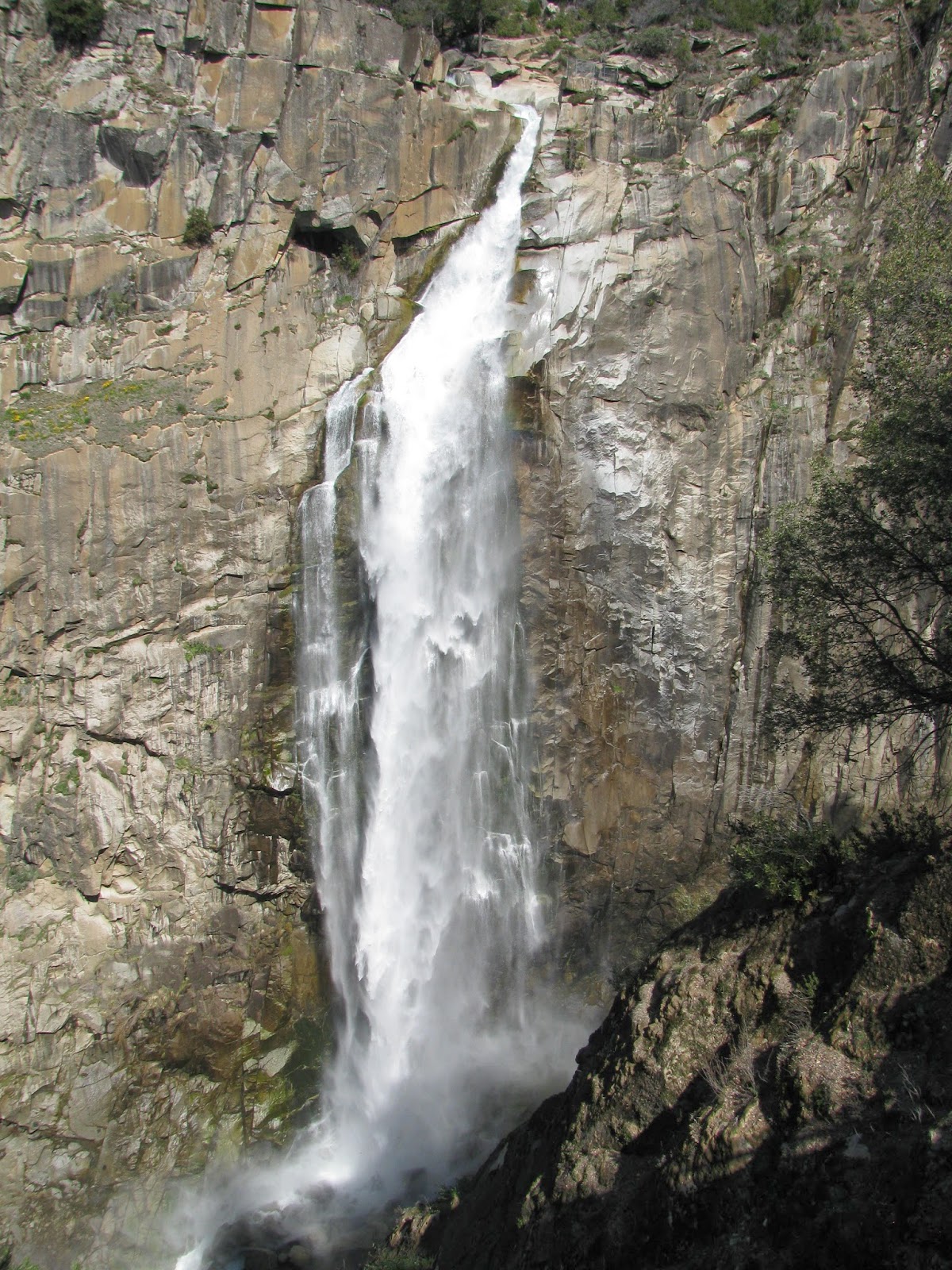 Weekend Wanderluster: Feather Falls (Butte County, California)