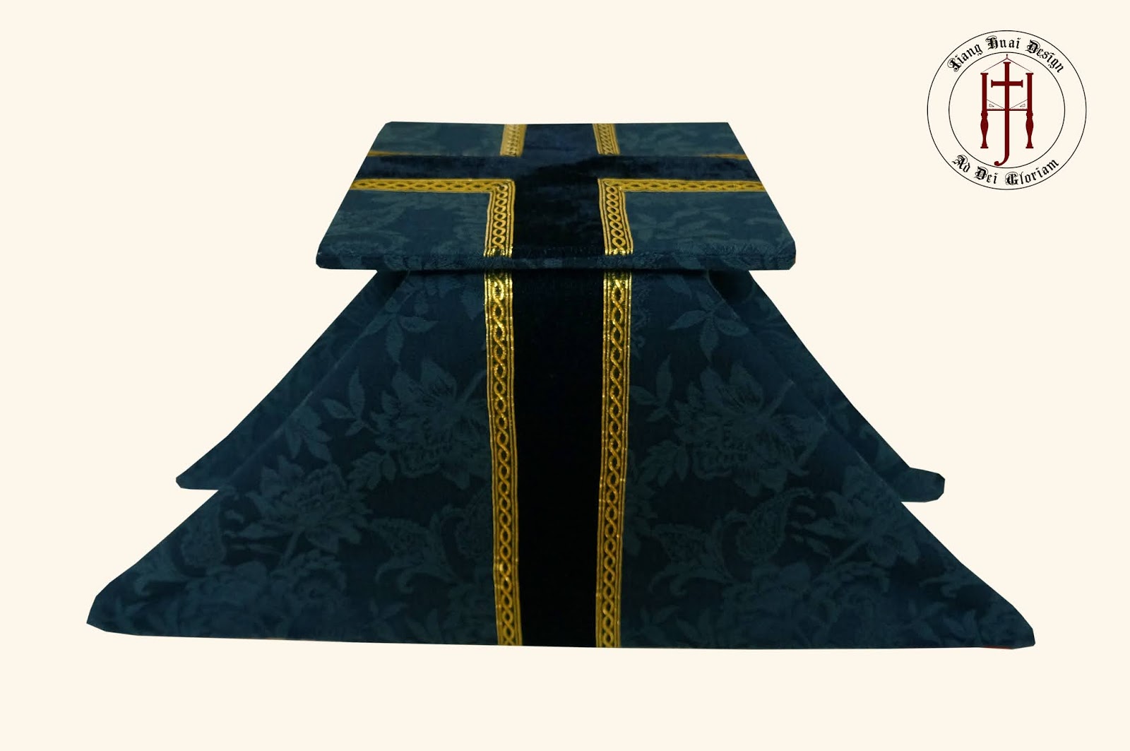 Chalice Veil and Burse - Cross Style