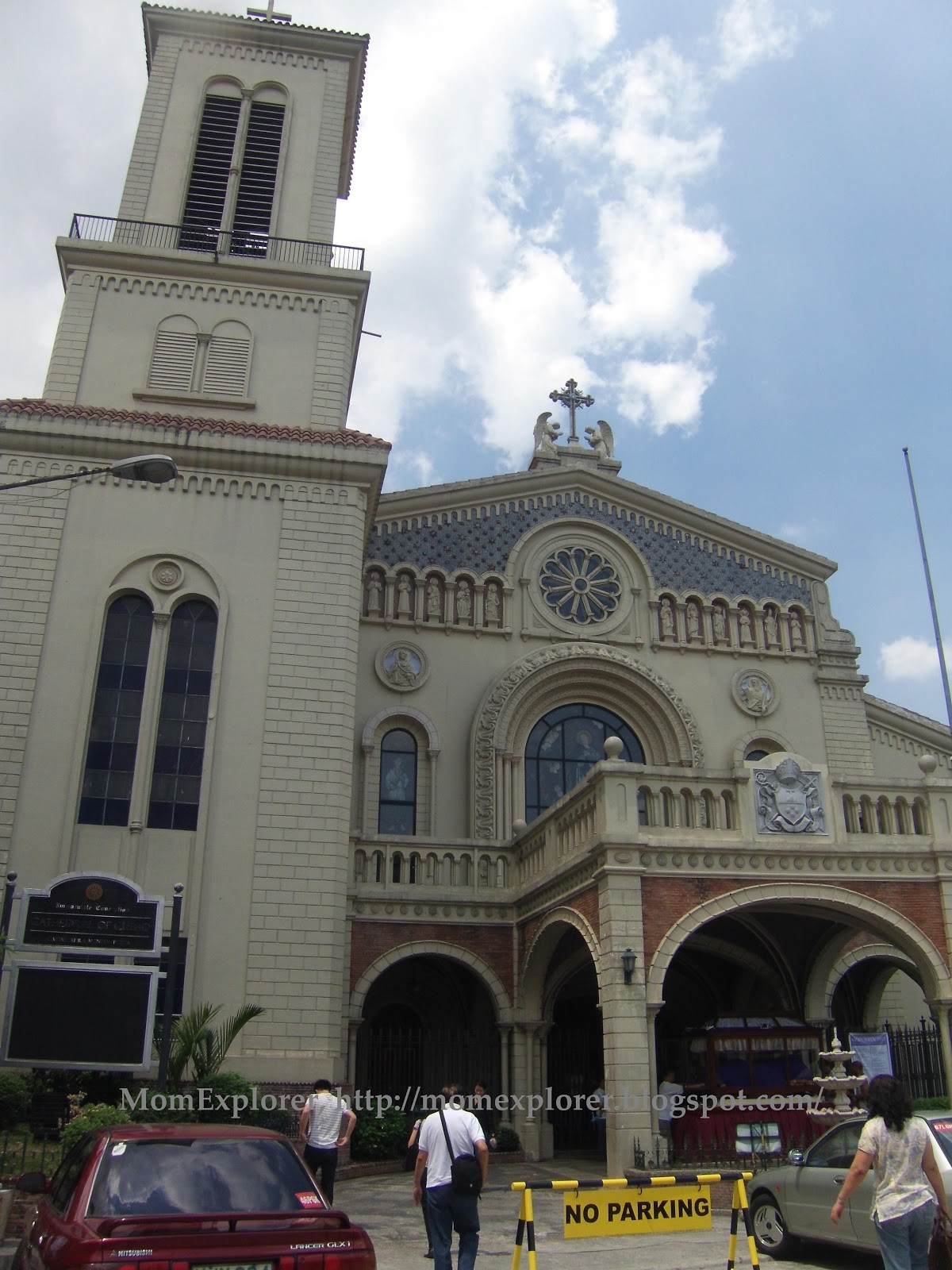 Visita Iglesia: Immaculate Conception Cathedral | MomExplorer