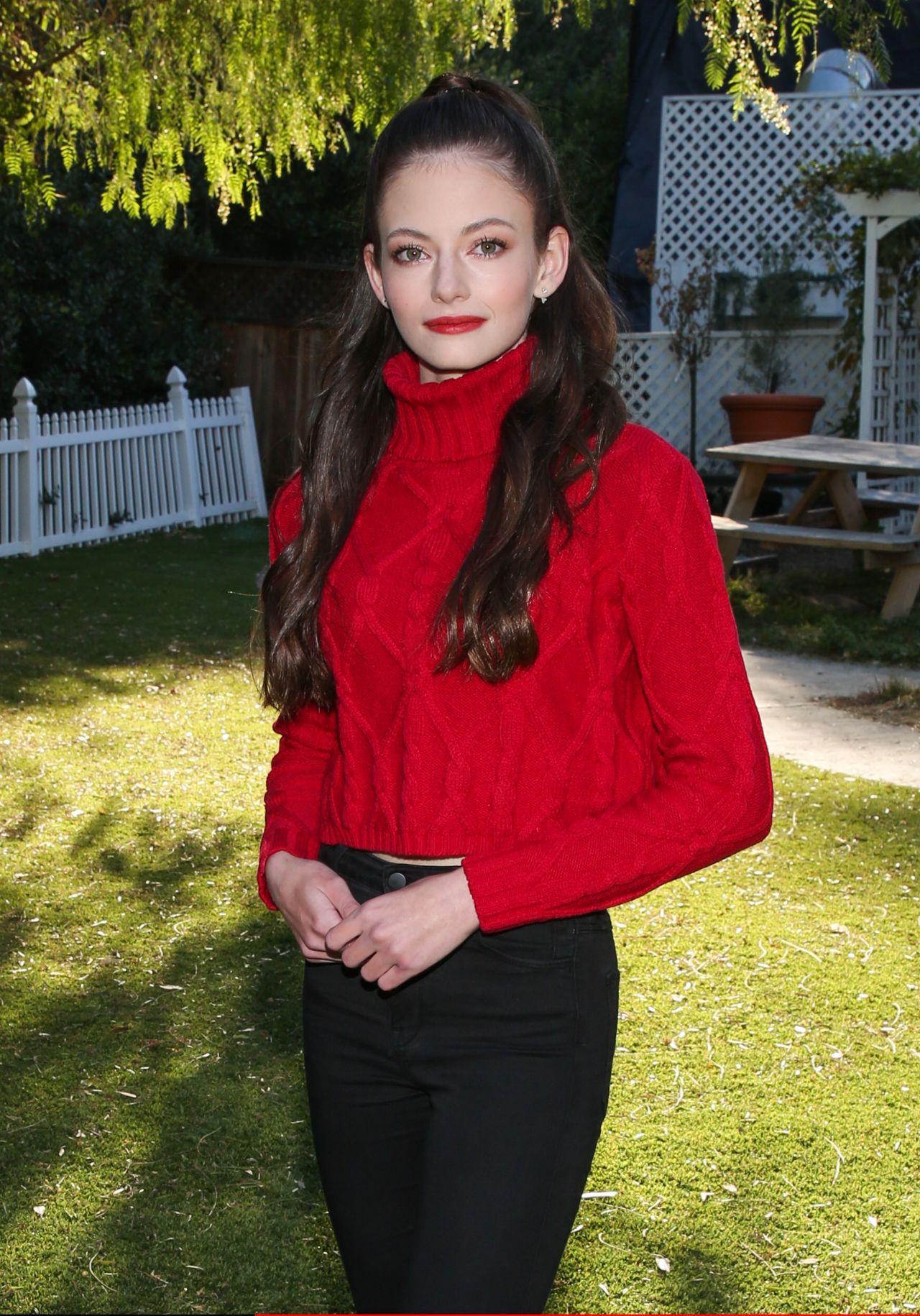 Starlet Arcade: Mackenzie Foy Twilight
