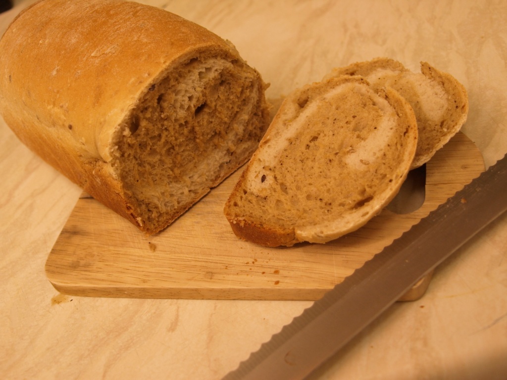 Virtuvėlėj...: DVISLUOKSNIS BATONAS