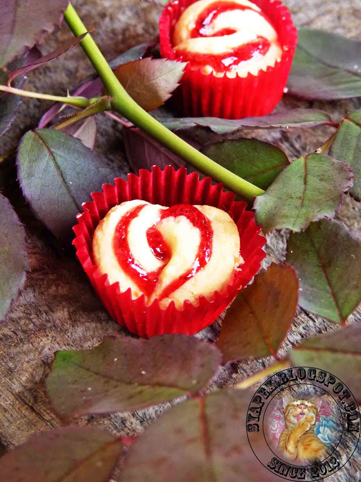 AwEsOmE pAgE's OwNeR MiSs ShErLy !!!: Biskut Raya ....raya...deepavali ...