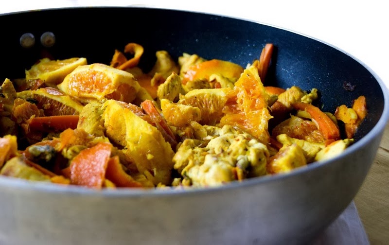 Starbooks: KHORESHTEH MORGH VA PORTEGHAL – POLLO CON ARANCE E ZAFFERANO