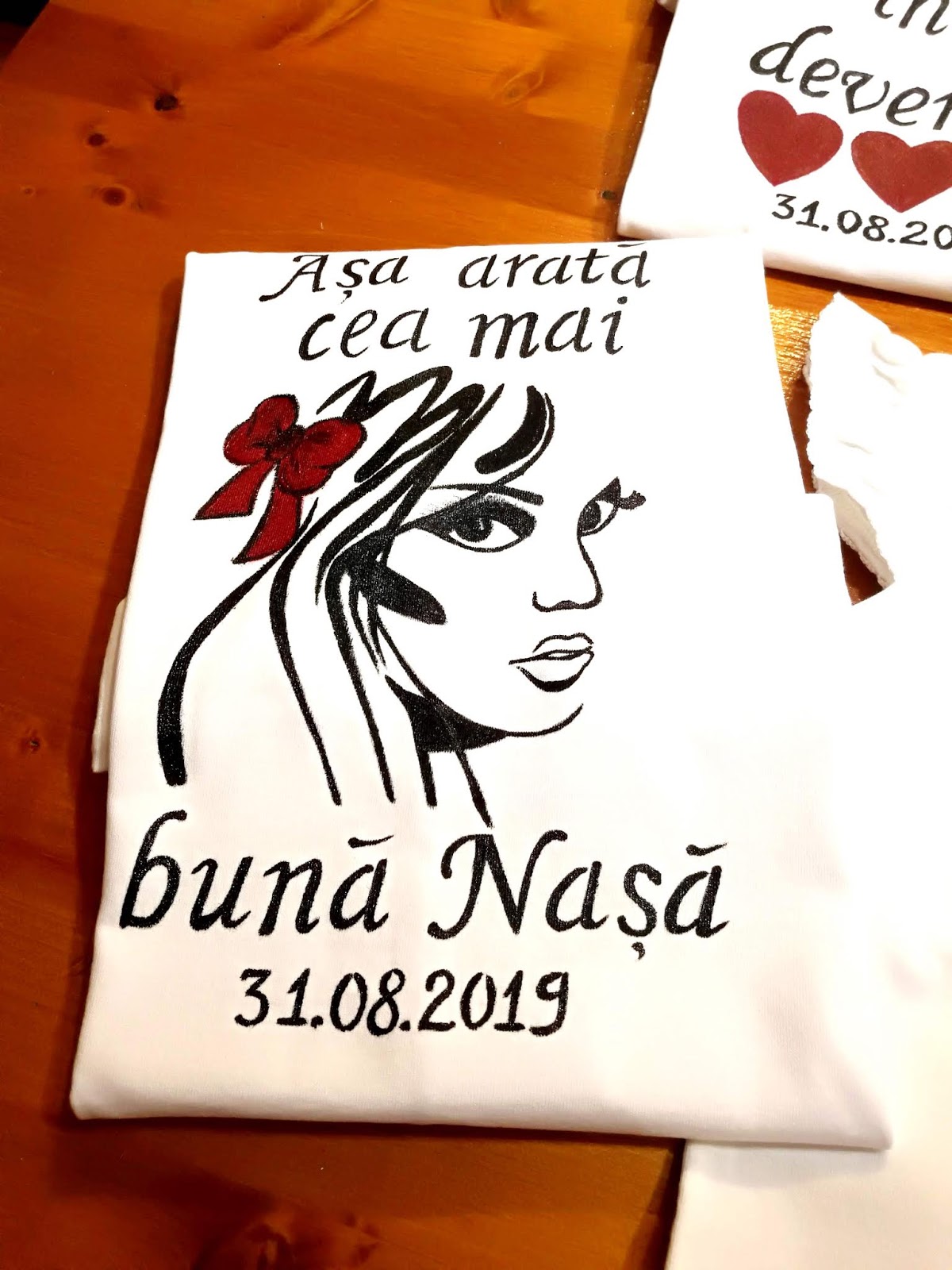 Hand painted wedding T-shirts/ Tricouri nuntă pictate manual.