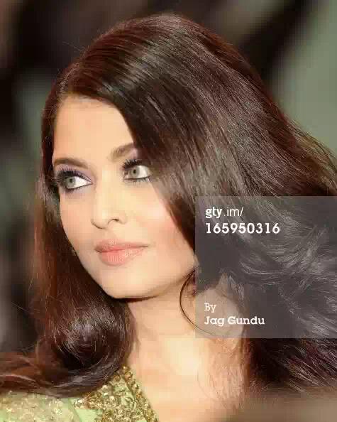 " MITTHUAISH. ": AISHWARYA RAI VANCOUVER AT TOIFA 2013.