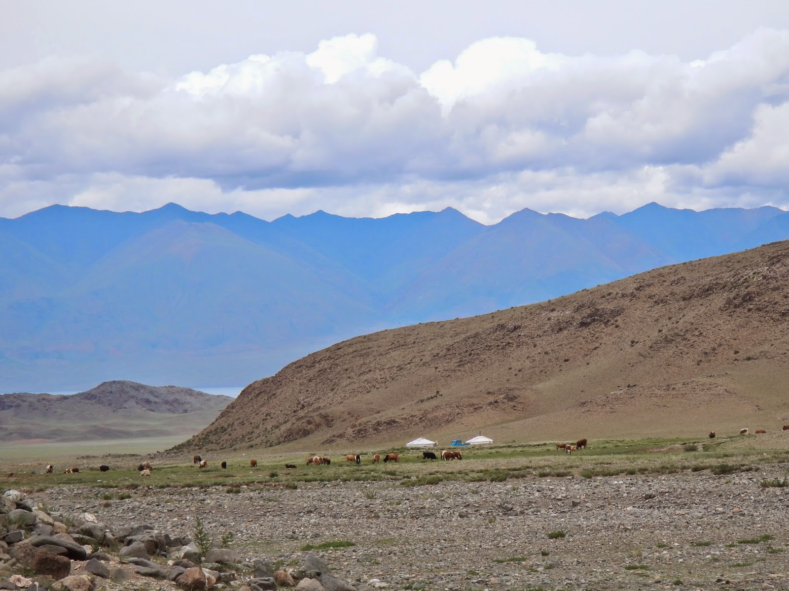 Mick's Moto Adventure: Open Plains, Mountain Ranges, Lakes, Beautiful ...