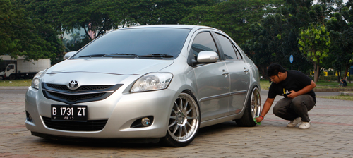 Foto modifikasi mobil sedan lama tua timor civic corolla ceper ...