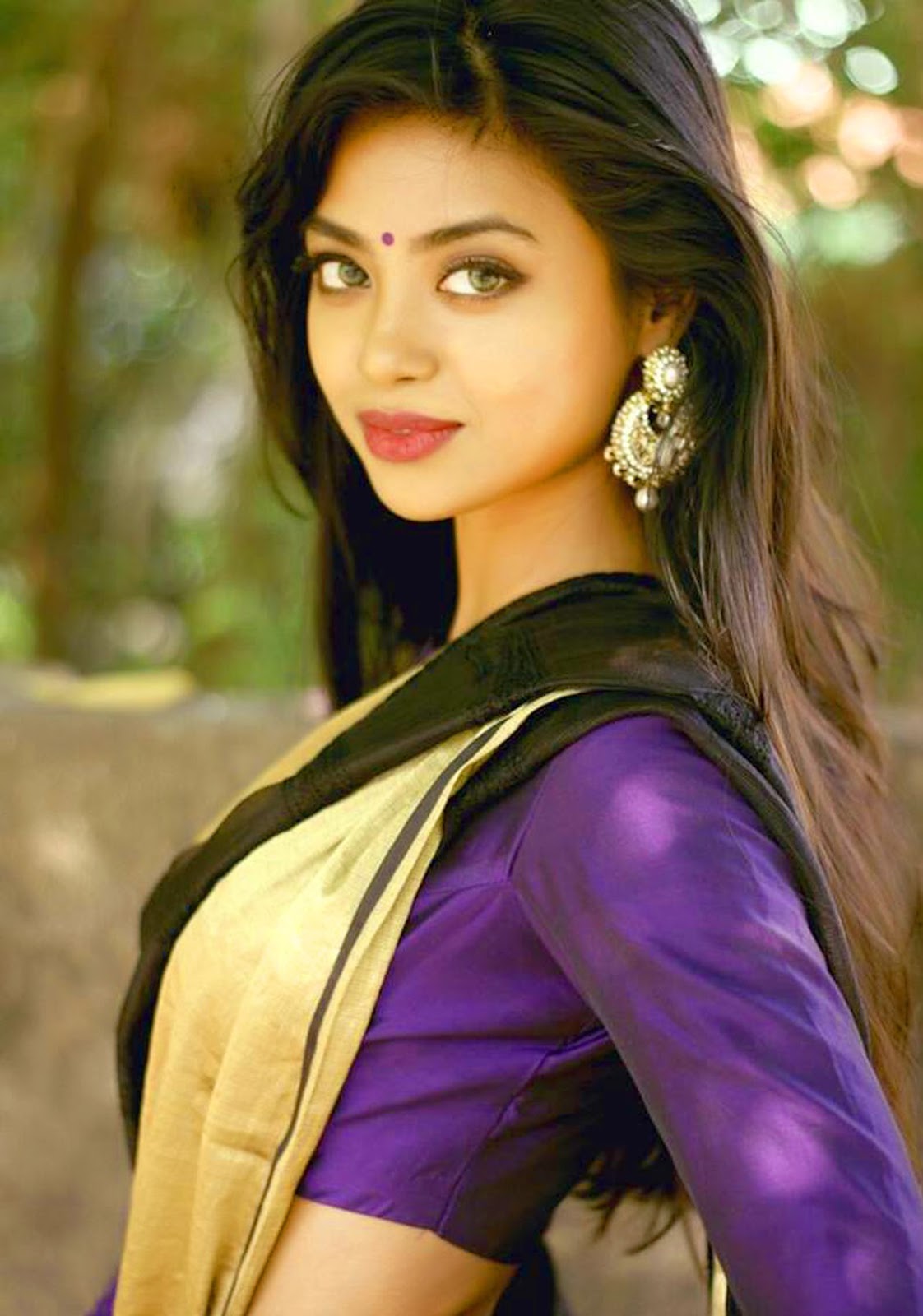 Shaun Romy Actress/Model (Kammatti Paadam) -Shaun Romy HD Photos ...