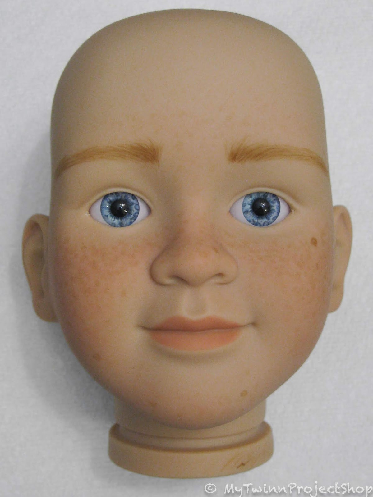 The My Twinn Project Shop: The Disembodied Heads