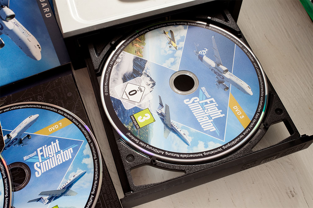 Women and Dreams: Installing the DVD Edition of Microsoft Flight ...
