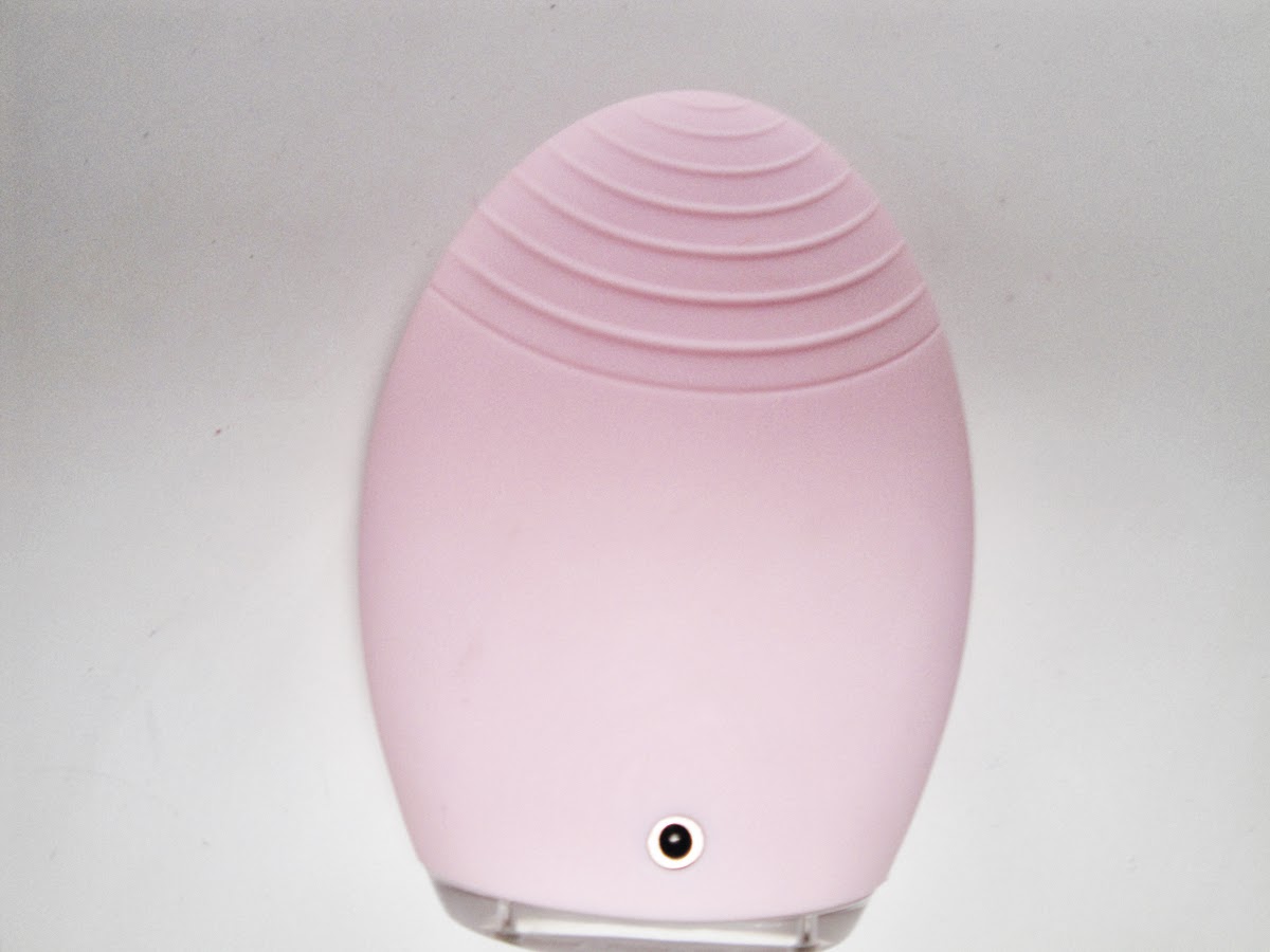 Luna Foreo - New Electronic Facial Tool That's Works! | Makeup By RenRen