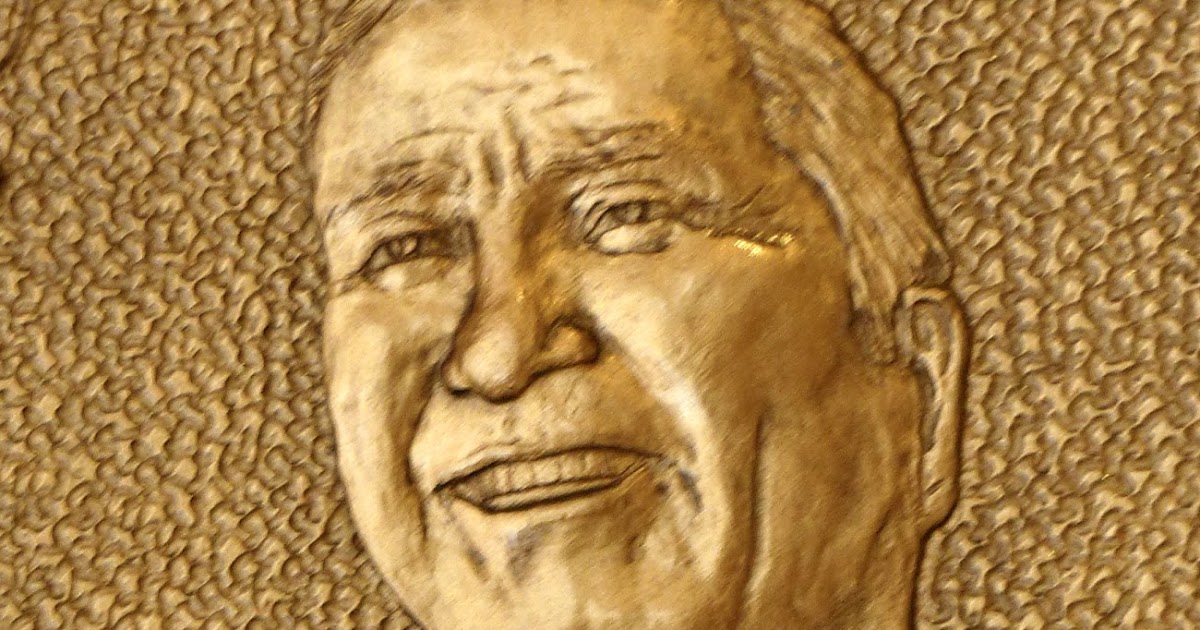 The Portrait Gallery: Kemmons Wilson