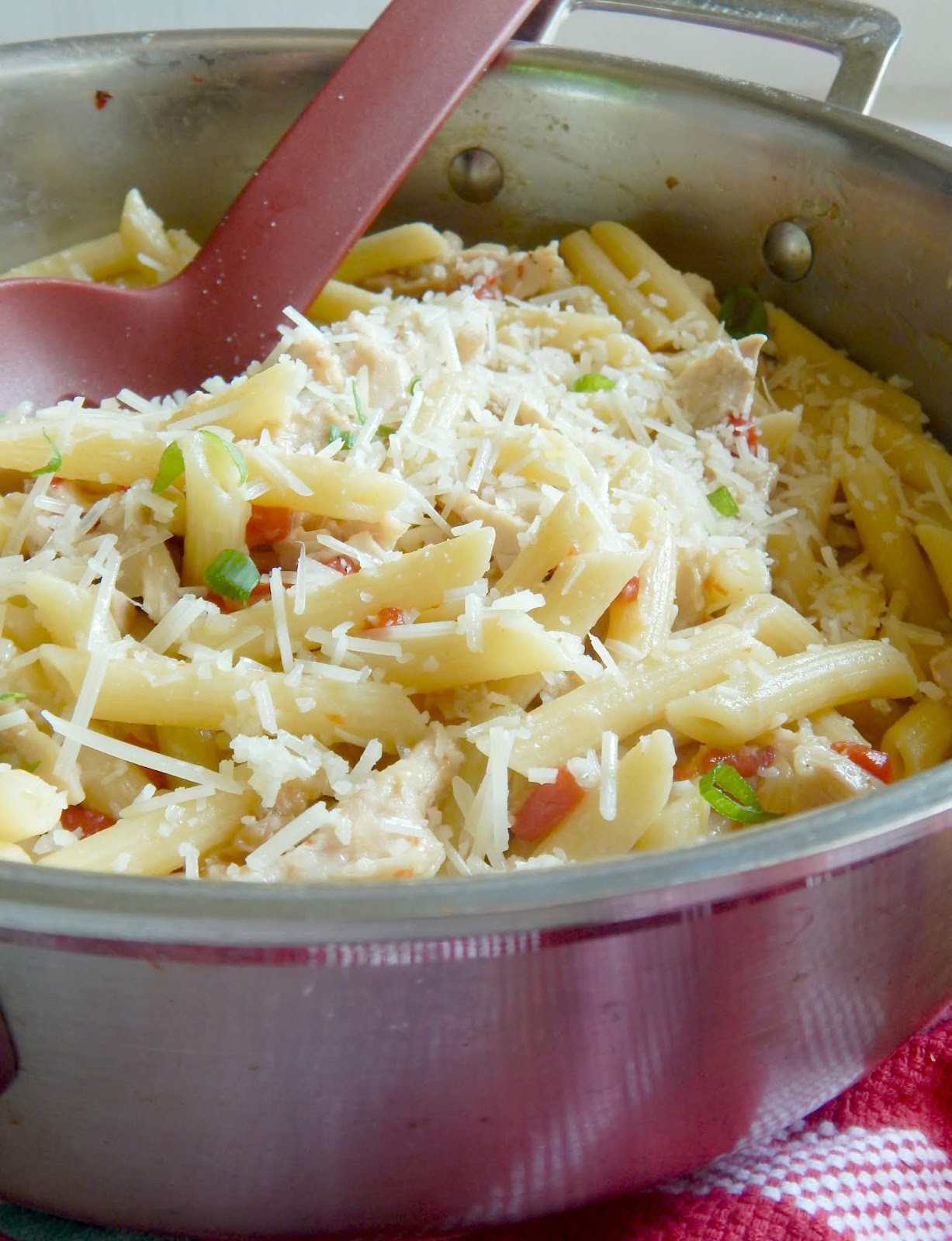 Roasted Red Pepper Chicken Penne | Ally's Sweet & Savory Eats