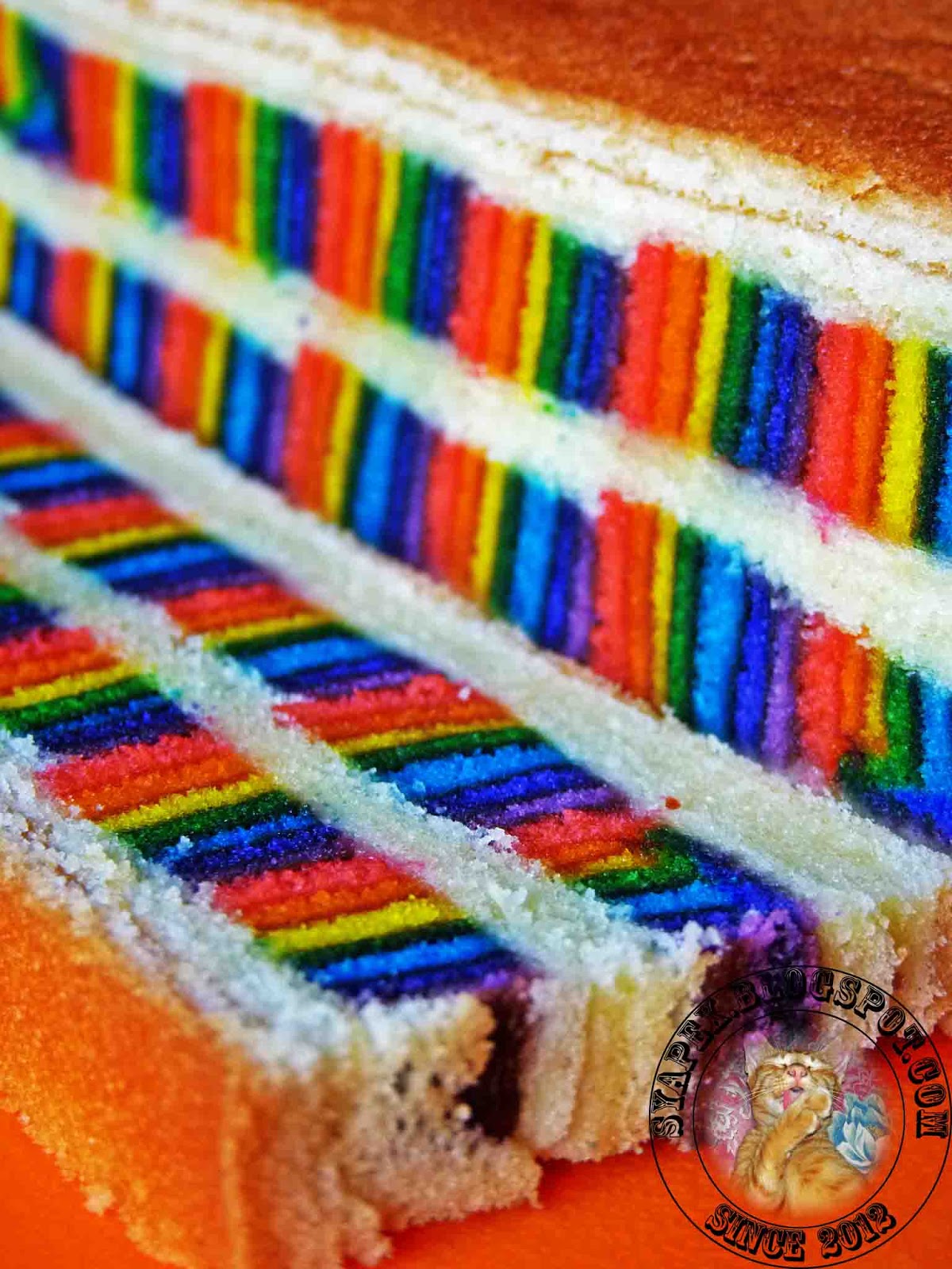 syapex kitchen: Kek Lapis Pelangi dan Selamat Hari Raya Aidilfitri