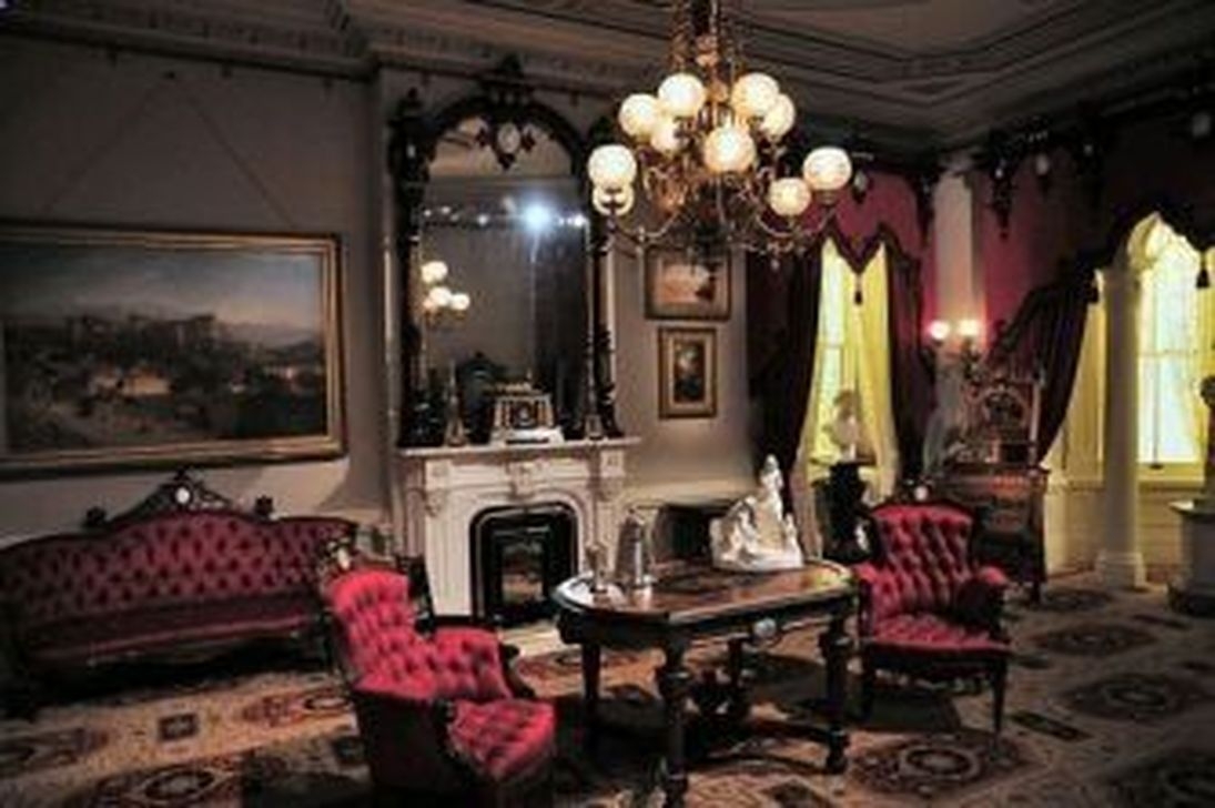 30+ Extraordinary Horror Living Room Decor Ideas