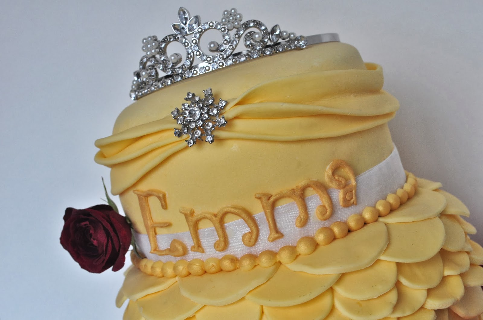 Yumtastics: Princess Belle Cake