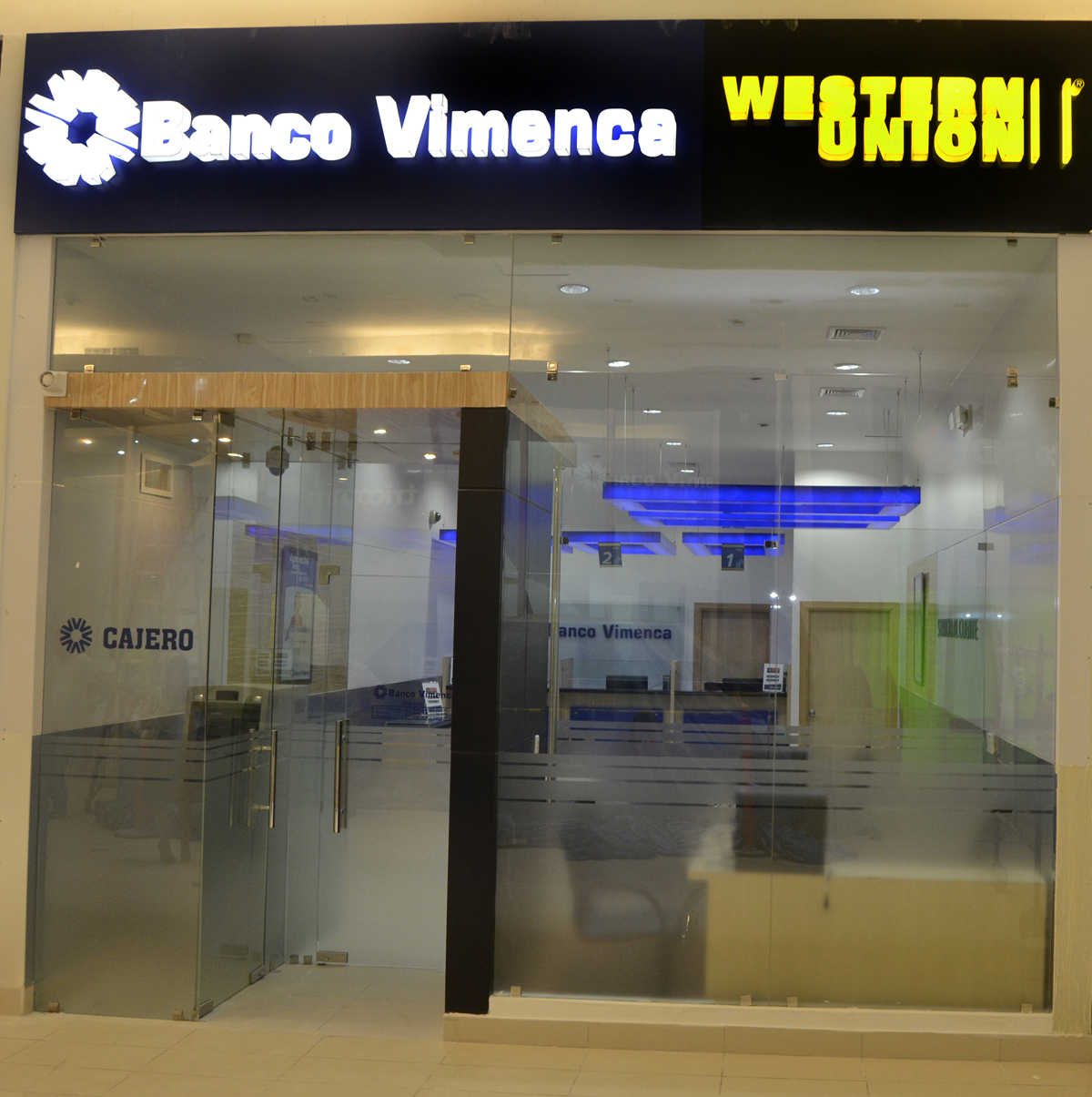 Las Sociales y Espectaculos: BANCO VIMENCA ABRE NUEVA SUCURSAL