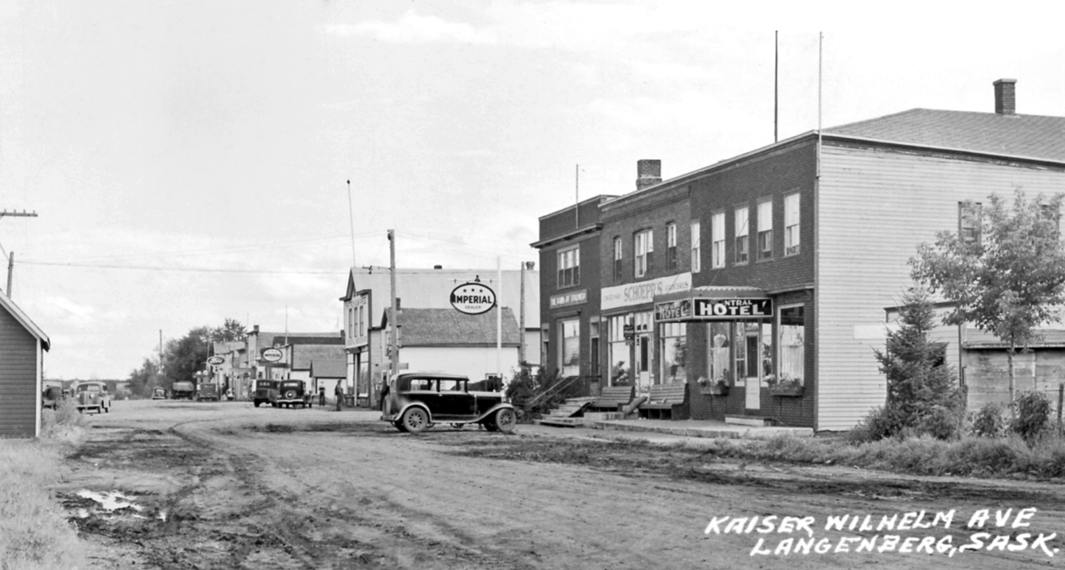 24 Rare Vintage Photographs That Capture Everyday Life in Saskatchewan ...