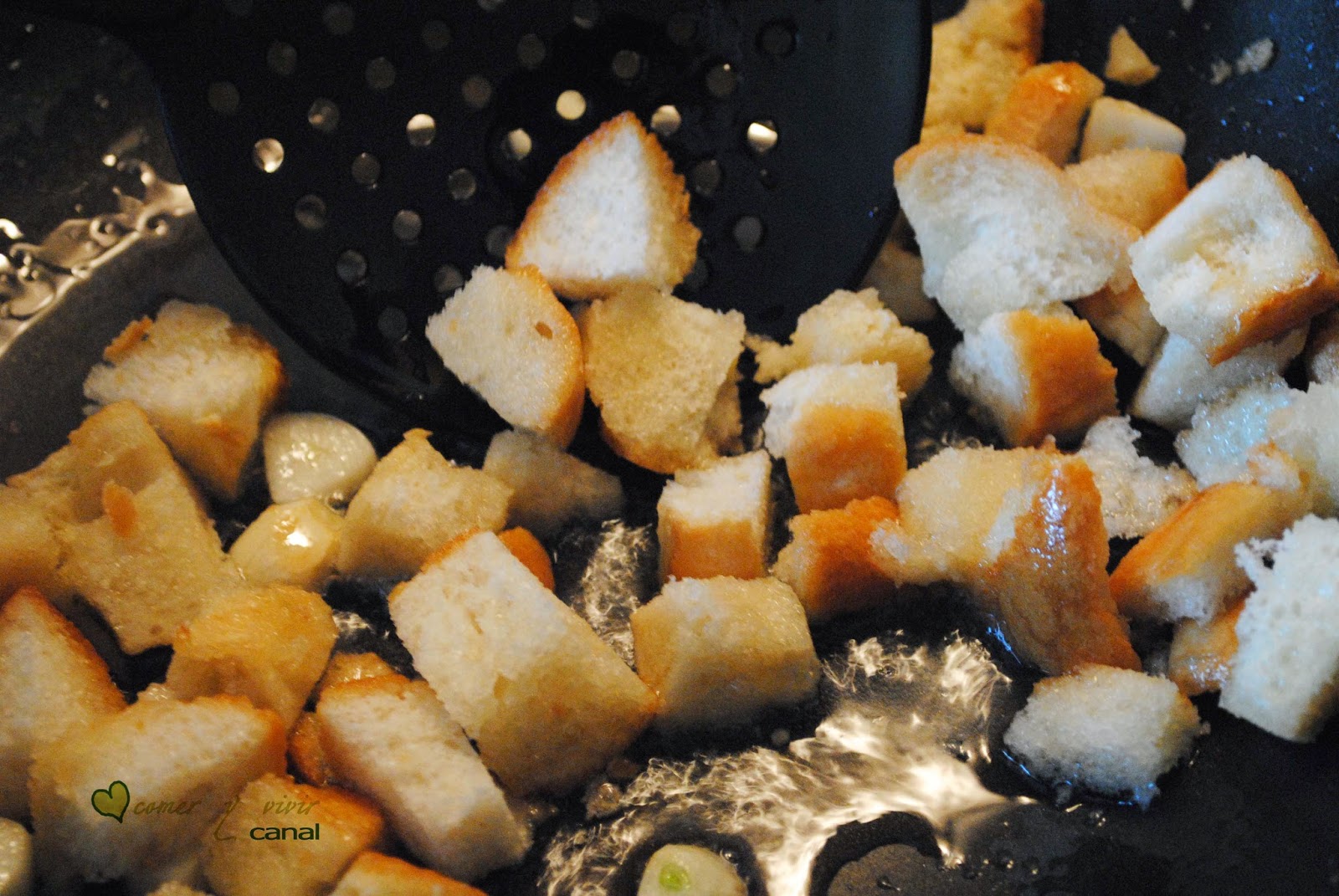 Comer y Vivir Bien: Pan frito o picatostes