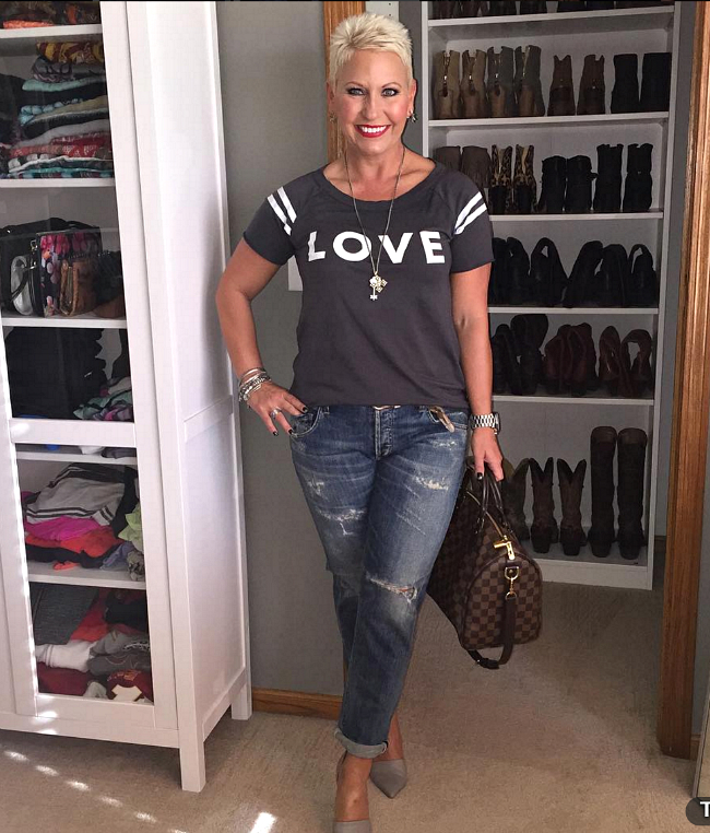 GRACIOUS SOUTHERN LIVING: Focus on Fashion Unfolded by Mandy