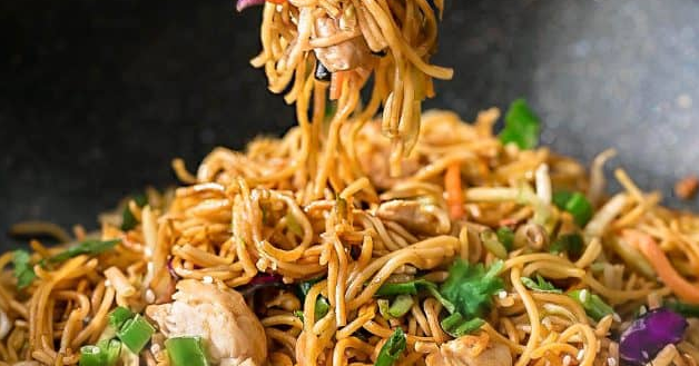 Chicken Chow Mein Noodles