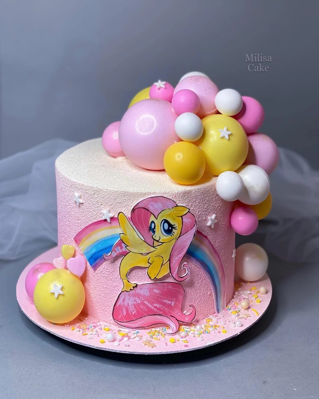 Explore the latest trending modern birthday cake designs. | Melody Jacob