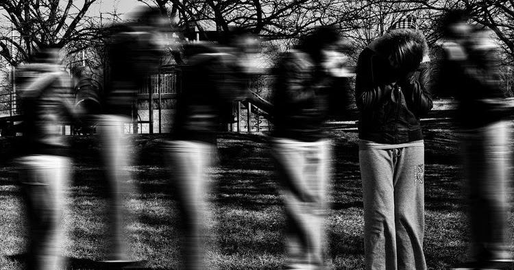 Desde el manicomio: Las pseudoalucinaciones son verdaderas alucinaciones