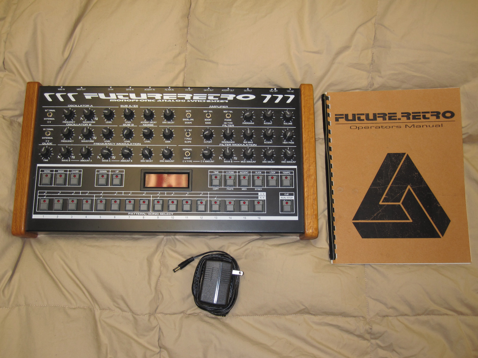 MATRIXSYNTH: Future Retro 777 Synthesizer