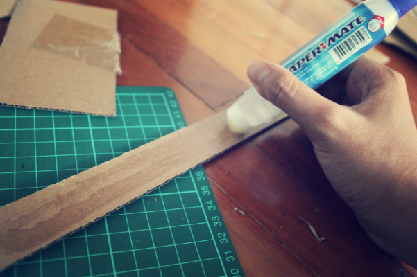 DIY: Cardboard Scratch Pad | potatopanic!: DIY: Cardboard Scratch Pad