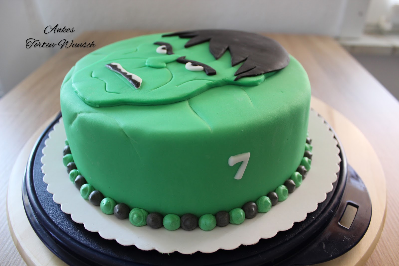 Hulk Torte Fondant Kinder-Geburtstags-Torte