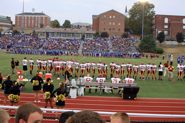 Winnetonka Cheer: More Friday Night Winnetonka Cheer Football Pictures