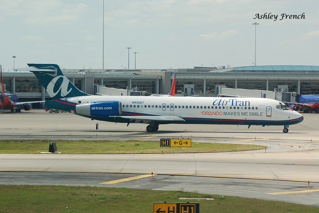 Ashley French Aviation Photography: Spotting Trips 2010