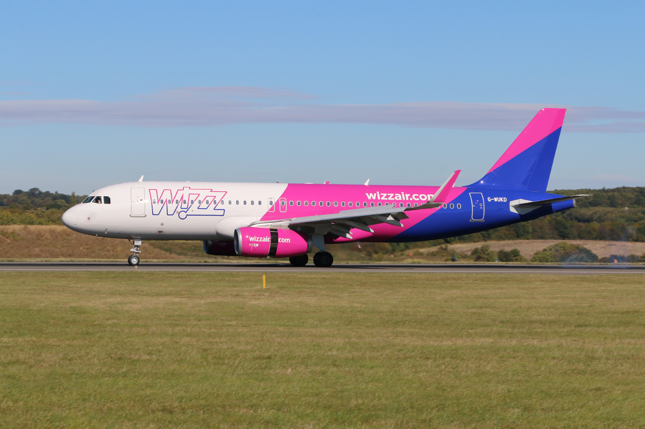 Airbus Hamburg Finkenwerder News: A320-232SL, WIZZ Air Malta, 9H-WZW ...