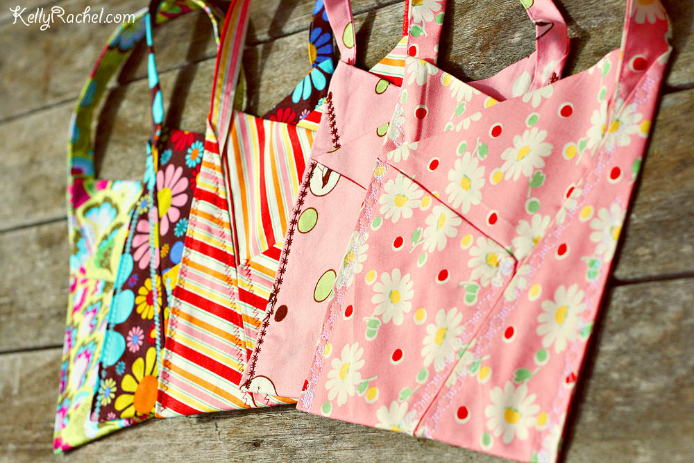 One Fat Quarter Gift Bag Tutorial ~ DIY Tutorial Ideas!