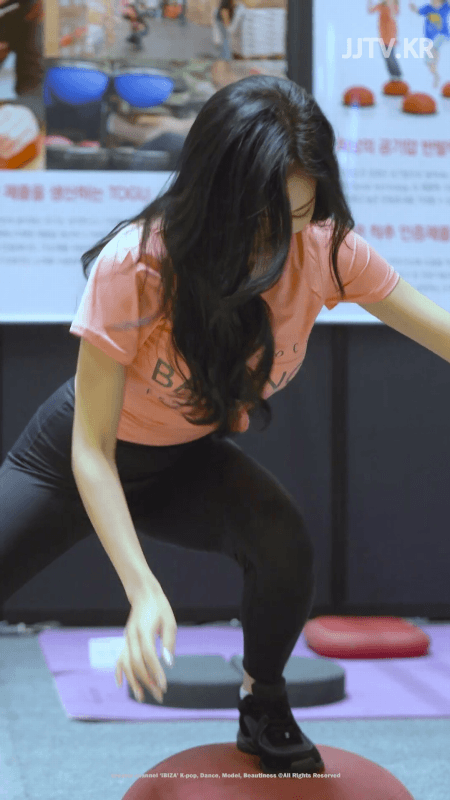 JJTV.KR MP4 FACTORY: 피트니스모델 신새롬 (Shin Saerom) 레깅스 핏