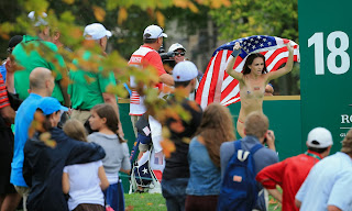the other paper: Female streaker invades Presidents Cup golf course (PHOTOS)