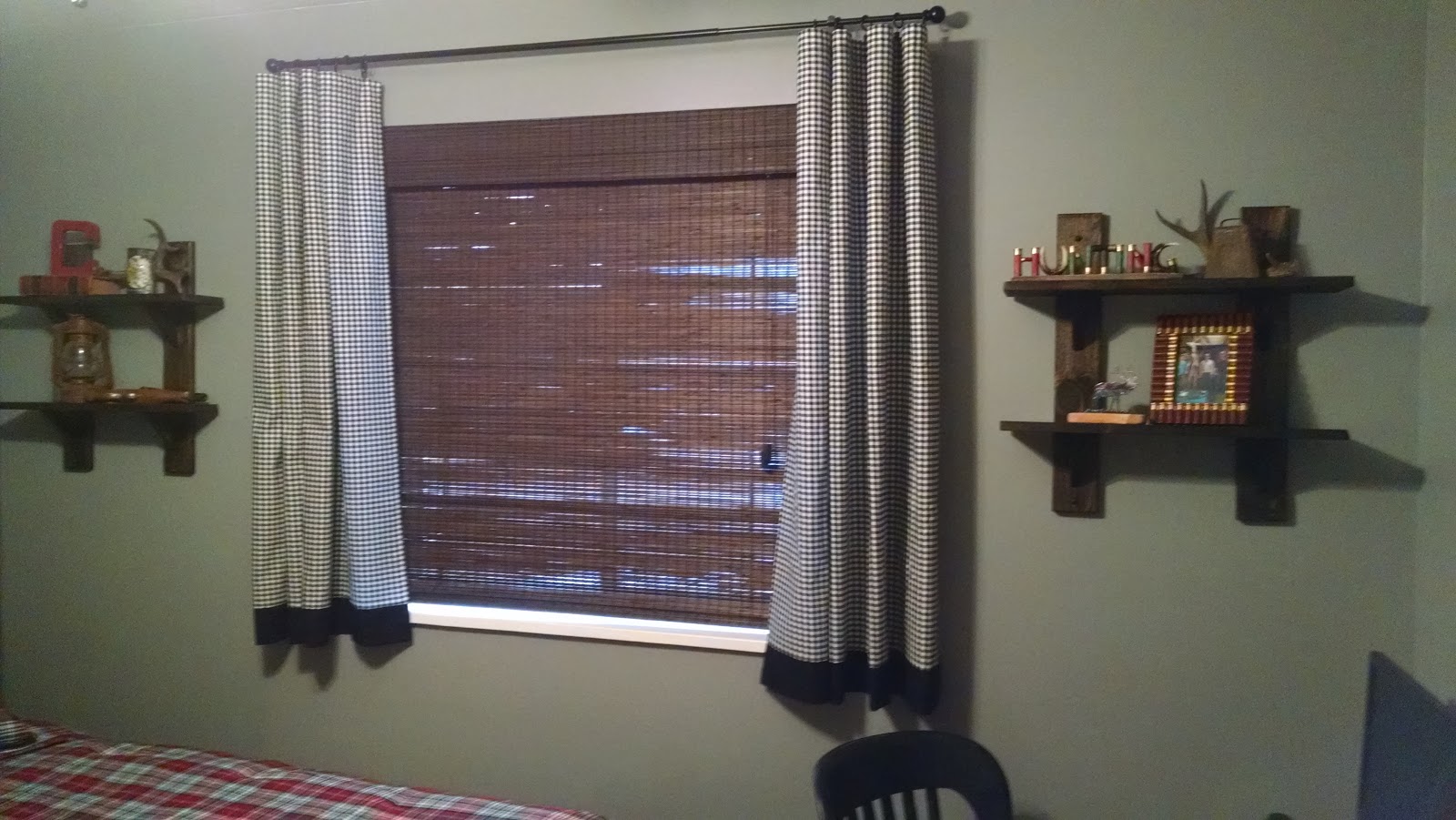 Creative Decor by Brooke: DIY Two Layer Shelves