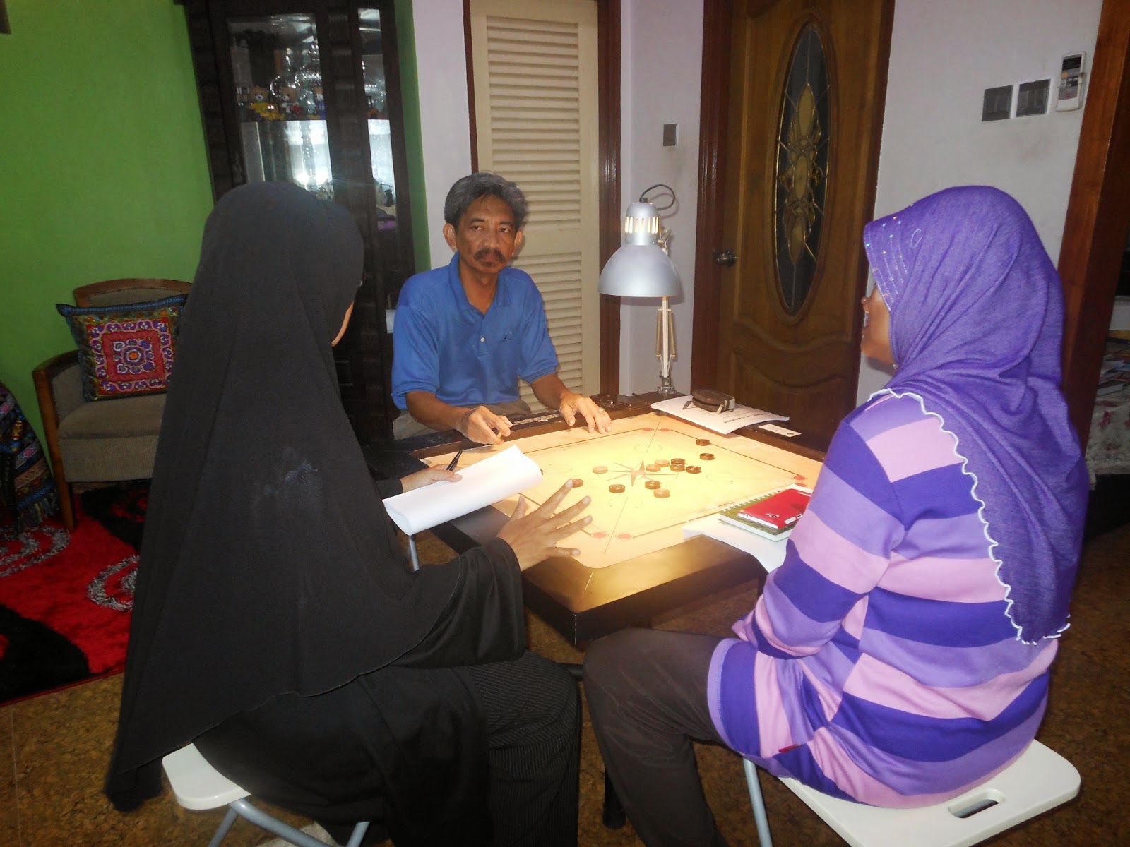 KOMUNITI KAROM ANTARABANGSA: SESI PENCERAHAN PERMAINAN KAROM ANTARABANGSA