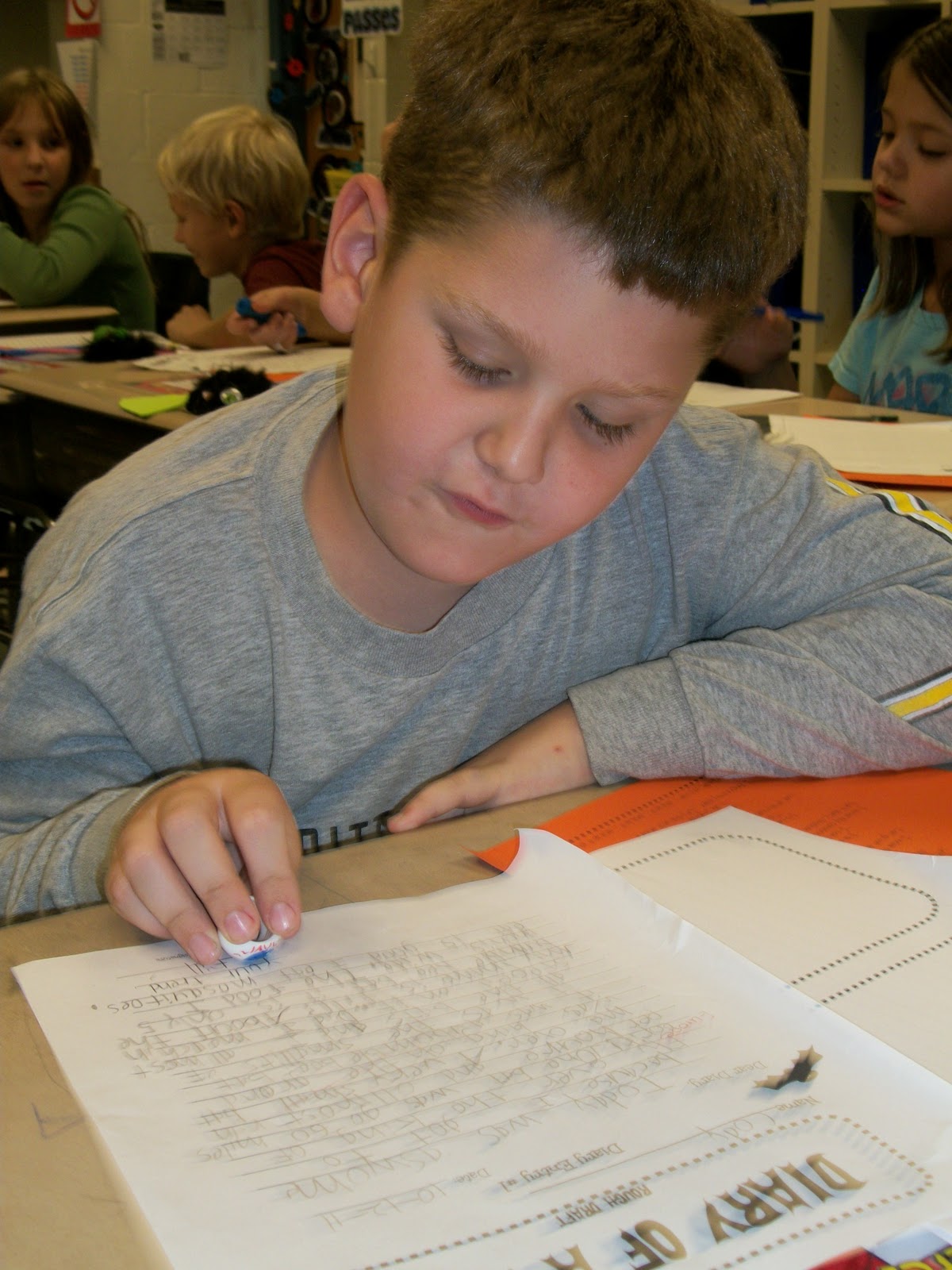 Mrs. Lewis' Learning Library: Halloween Projects (Diary of a Bat, Bat ...