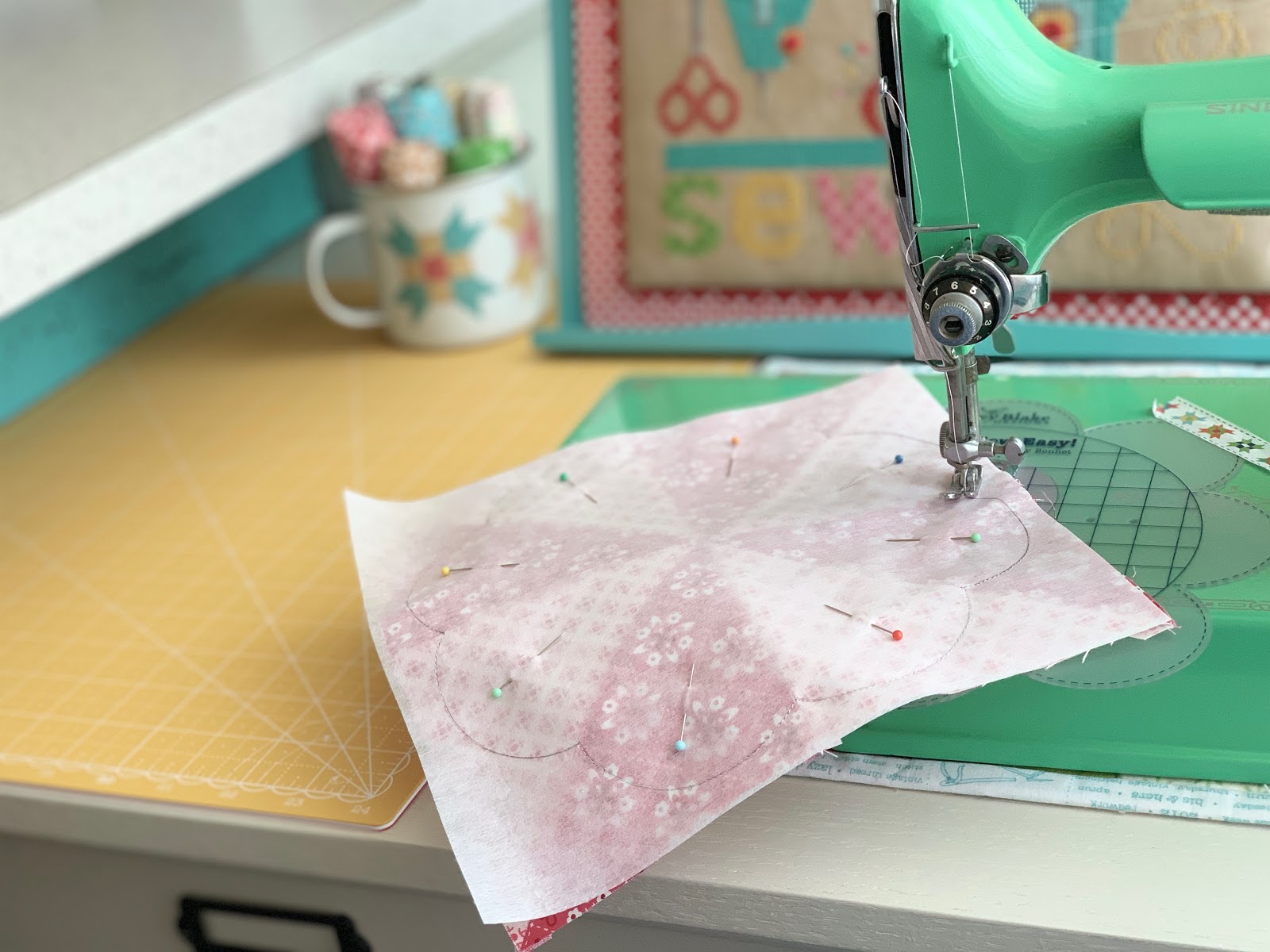 Bee In My Bonnet: Granny's Garden Sew Along - Week Three!!