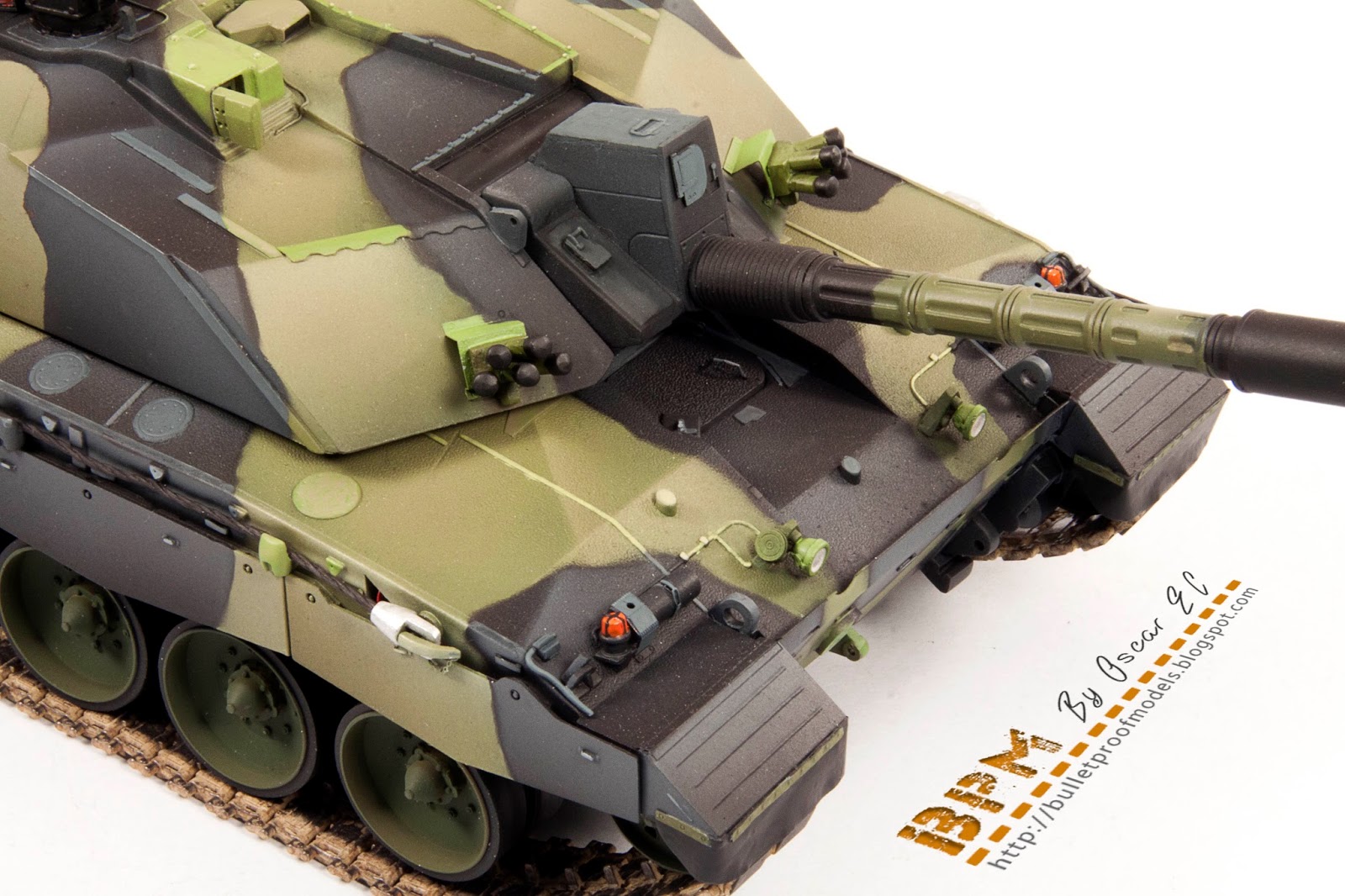 Bulletproof Models: Challenger II Kfor (Base)