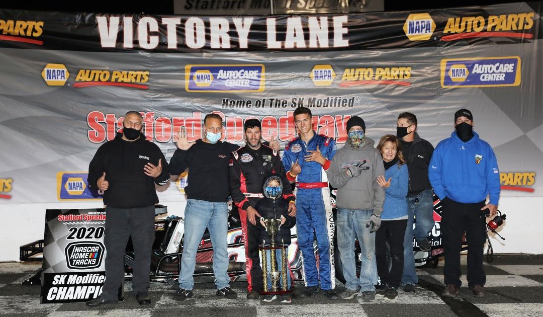 Race Chatter on WNRI.COM, 99.9 fm, 1380 am, Tune in radio, Alexa, Apple ...