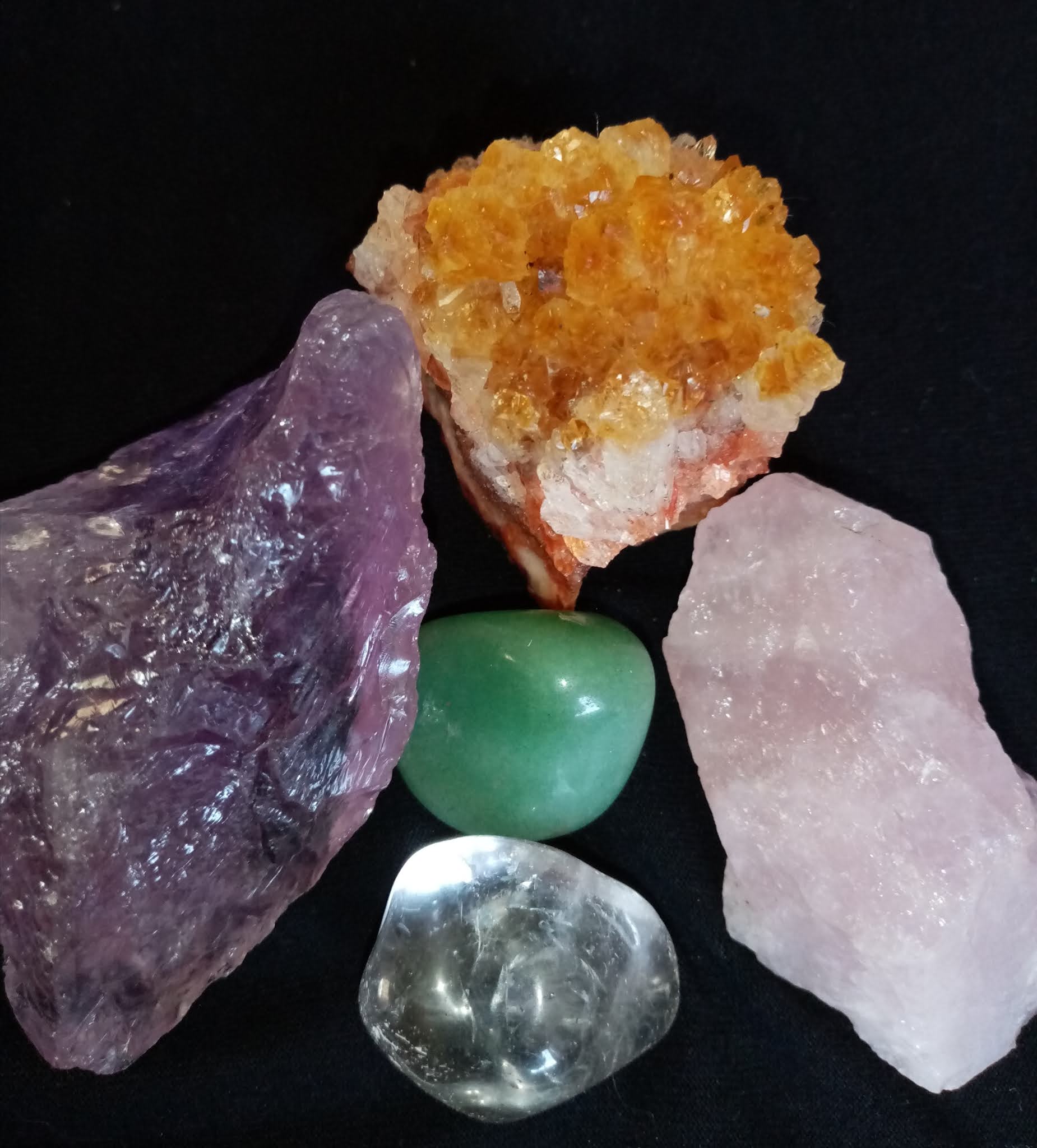 LOS 5 CUARZOS QUE NECESITAS AHORA MISMO PARA MEJORAR TU VIDA