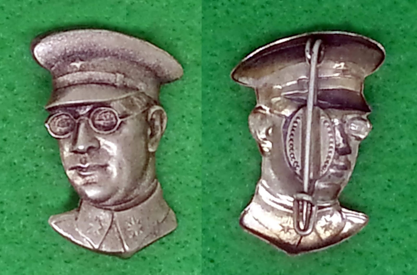 MEDALLAS E INSIGNIAS DE LA GUERRA CIVIL POSGUERRA Y FRANQUISMO: EMILIO ...