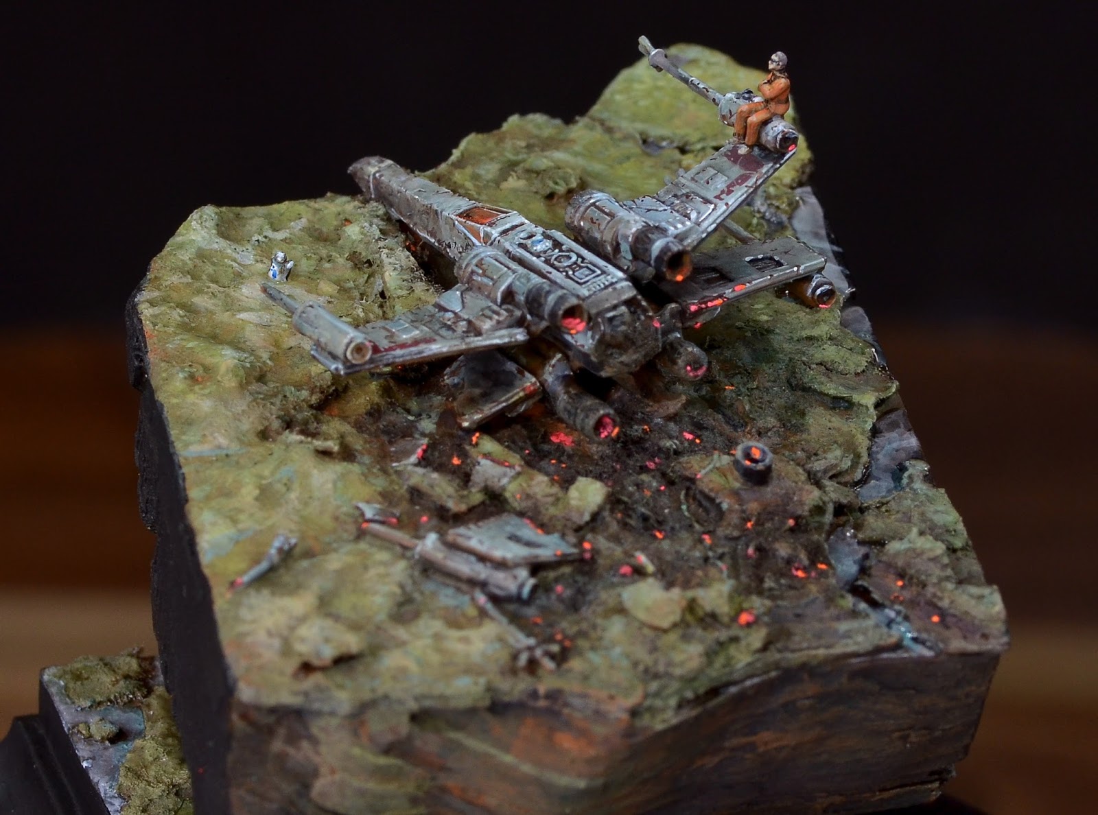 SbS: Crashed X-Wing | planetFigure | Miniatures